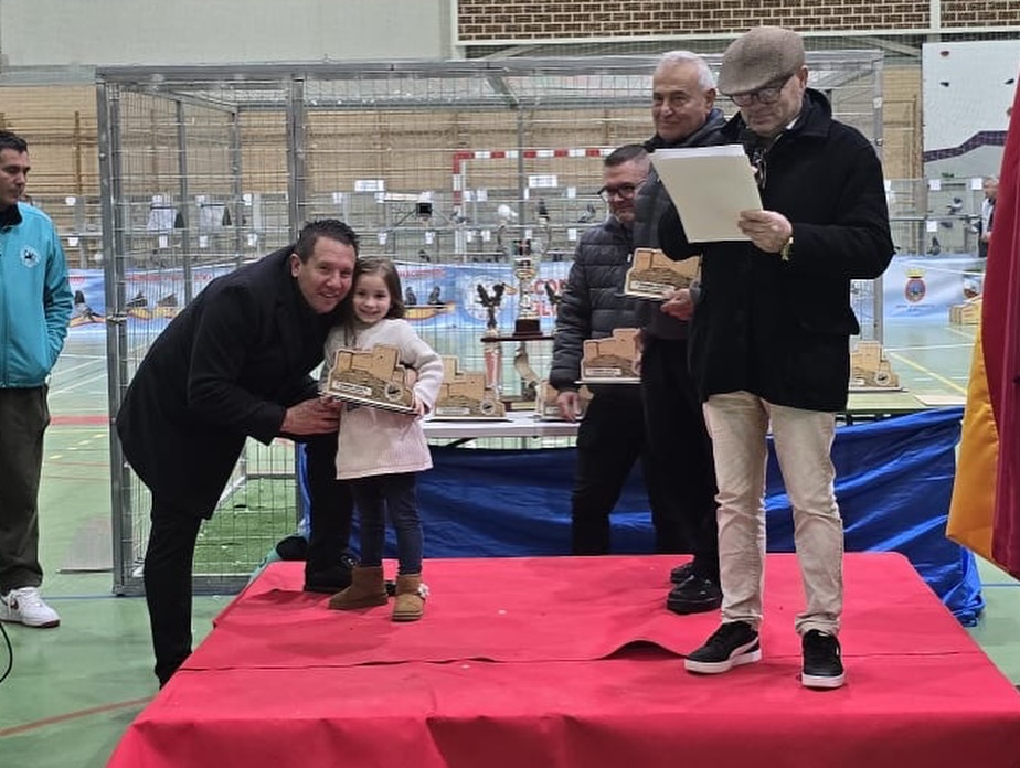 Clausura del XVI Concurso-Exposición de Palomas de Raza en Mula